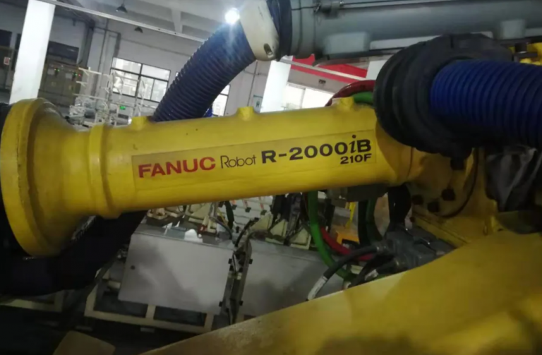 FANUC发那科工业机器人维修及维护的重要性-凌科自动化